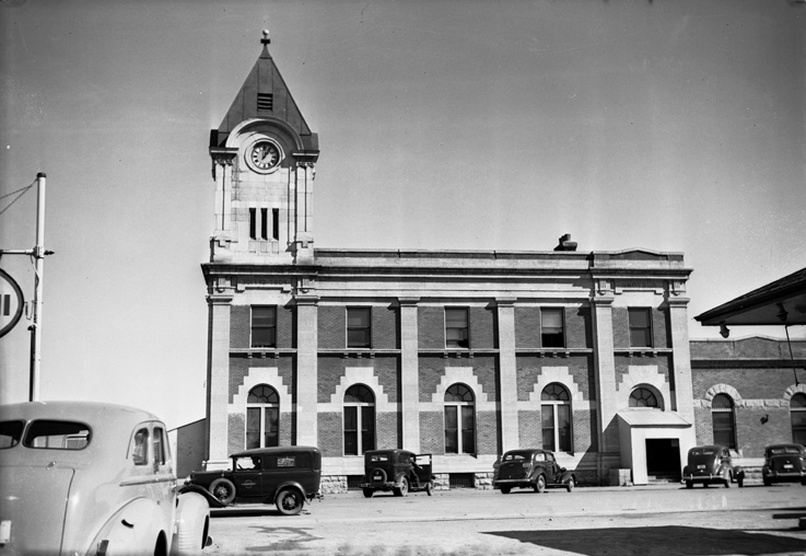 Strathcona Public Building - Edmonton Historical Board